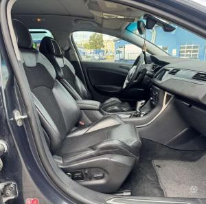 Blue Citroen C5 2010 in Vilnius, with an engine capacity of 2.99 L and mileage of 257 thousand km for 1400 €, photo 18 on AUTOMOTO.COM.LV