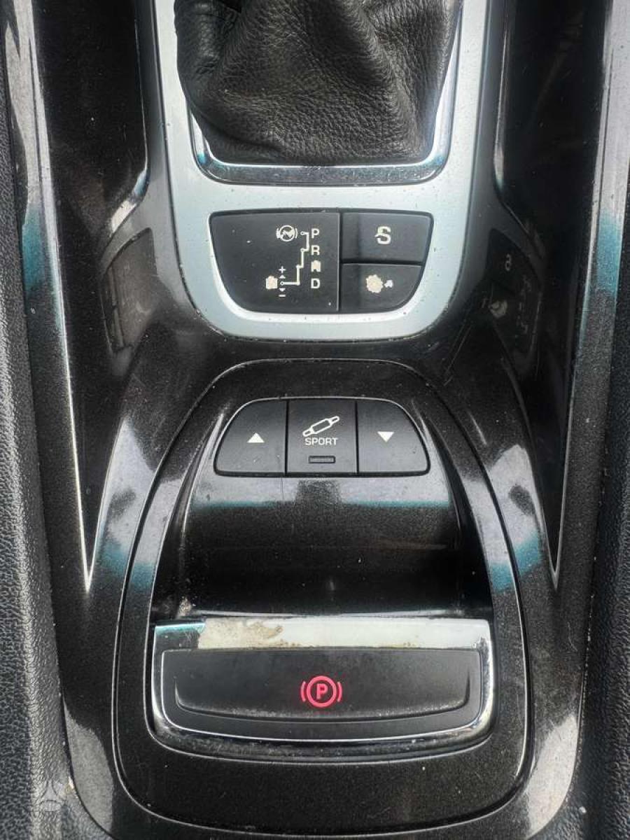 Blue Citroen C5 2010 in Vilnius, with an engine capacity of 2.99 L and mileage of 257 thousand km for 1400 €, photo 26 on AUTOMOTO.COM.LV