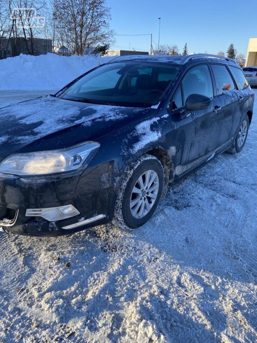 Blue Citroen C5 2011 in Jonava, with an engine capacity of 1.60 L and mileage of 220 thousand km for 2200 €, photo 4 on AUTOMOTO.COM.LV