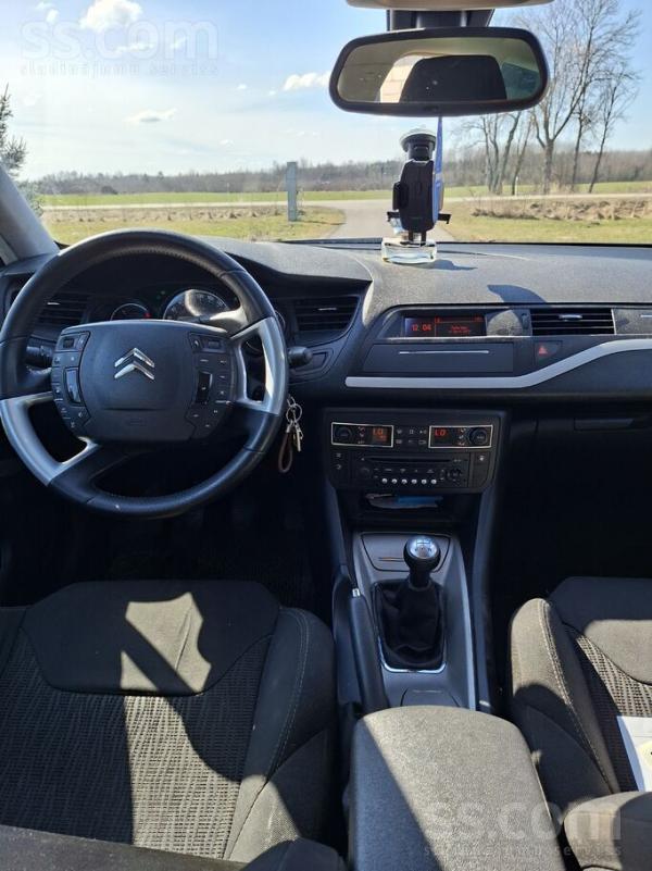 Blue Citroen C5 2011 in Jekabpils, with an engine capacity of 1.60 L and mileage of 248 thousand km for 2600 €, photo 5 on AUTOMOTO.COM.LV