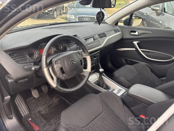 Blue Citroen C5 2011 in Rezekne, with an engine capacity of 2.00 L and mileage of 227 thousand km for 4250 €, photo 10 on AUTOMOTO.COM.LV