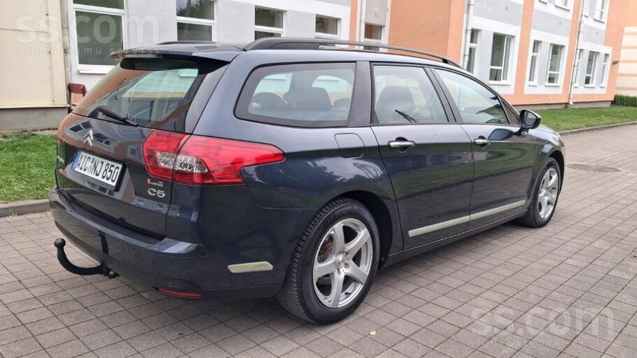 Zils Citroen C5 2011 Rēzekne, ar dzinēja tilpumu 2.00 L un nobraukumu 0 tūkst. km par 3800 €, foto 6 vietnē AUTOMOTO.COM.LV