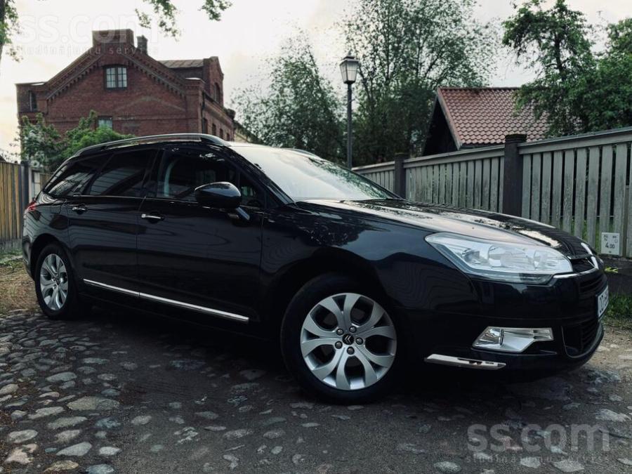 Zils Citroen C5 2012 Cēsis, ar dzinēja tilpumu 2.00 L un nobraukumu 0 tūkst. km par 800 €, foto 2 vietnē AUTOMOTO.COM.LV