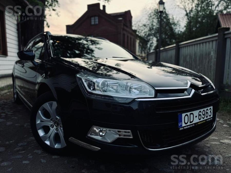 Blue Citroen C5 2012 in Cesis, with an engine capacity of 2.00 L and mileage of 0 thousand km for 4990 €, photo 1 on AUTOMOTO.COM.LV