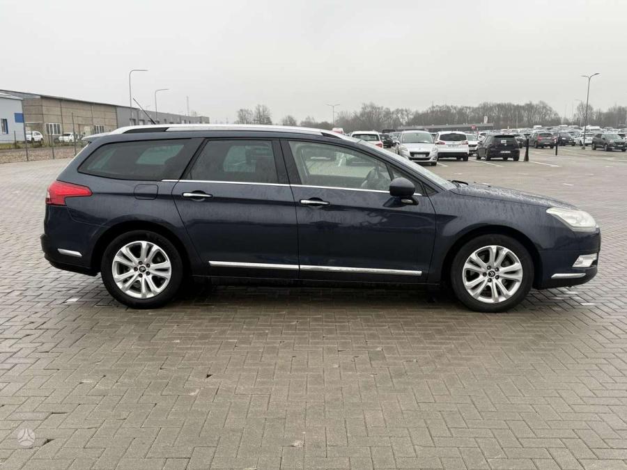 Zils Citroen C5 2012 Tauragė, ar dzinēja tilpumu 2.00 L un nobraukumu 281 tūkst. km par 4000 €, foto 4 vietnē AUTOMOTO.COM.LV