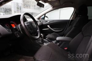 Blue Citroen C5 2012 in Riga, with an engine capacity of 1.60 L and mileage of 236 thousand km for 795 €, photo 7 on AUTOMOTO.COM.LV