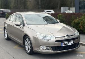 Brown Citroen C5 2009 in Vilnius, with an engine capacity of 2.00 L and mileage of 380 thousand km for 2250 €, photo  on AUTOMOTO.COM.LV