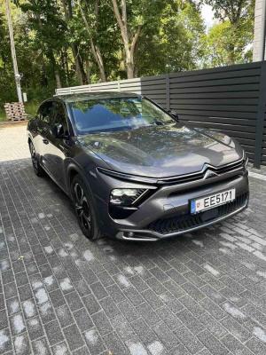 Brūns Citroen C5 2022 Alīta, ar dzinēja tilpumu 1.60 L un nobraukumu 155 tūkst. km par 15500 €, foto  vietnē AUTOMOTO.COM.LV