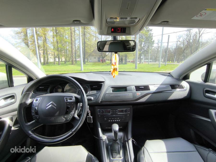 Brūns Citroen C5 2008 Tallina, ar dzinēja tilpumu 2.00 L un nobraukumu 0 tūkst. km par 2498 €, foto 10 vietnē AUTOMOTO.COM.LV