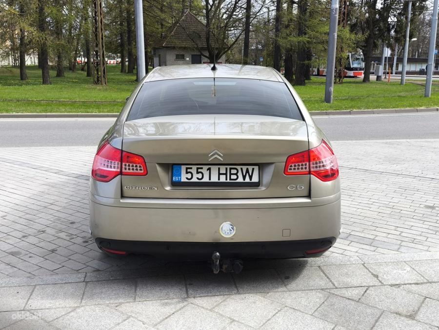 Brūns Citroen C5 2008 Tallina, ar dzinēja tilpumu 2.00 L un nobraukumu 0 tūkst. km par 2498 €, foto 21 vietnē AUTOMOTO.COM.LV