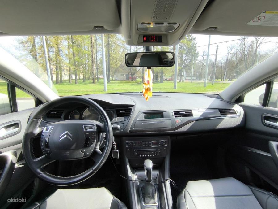 Brūns Citroen C5 2008 Tallina, ar dzinēja tilpumu 2.00 L un nobraukumu 0 tūkst. km par 2498 €, foto 22 vietnē AUTOMOTO.COM.LV