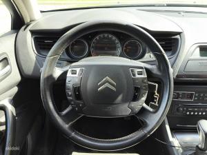 Brūns Citroen C5 2008 Tallina, ar dzinēja tilpumu 2.00 L un nobraukumu 0 tūkst. km par 2498 €, foto 23 vietnē AUTOMOTO.COM.LV