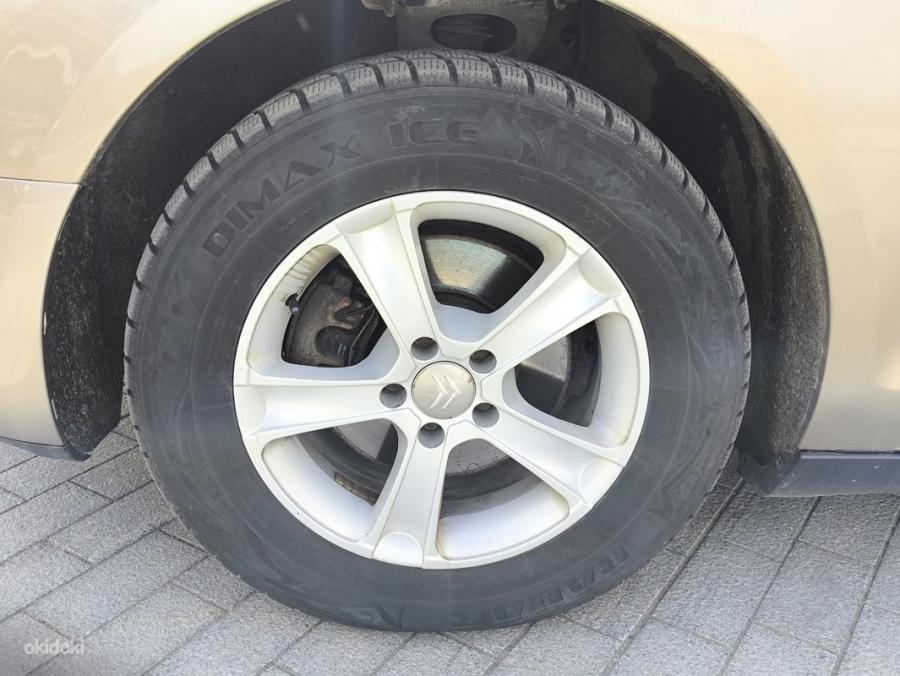 Brūns Citroen C5 2008 Tallina, ar dzinēja tilpumu 2.00 L un nobraukumu 0 tūkst. km par 2498 €, foto 24 vietnē AUTOMOTO.COM.LV