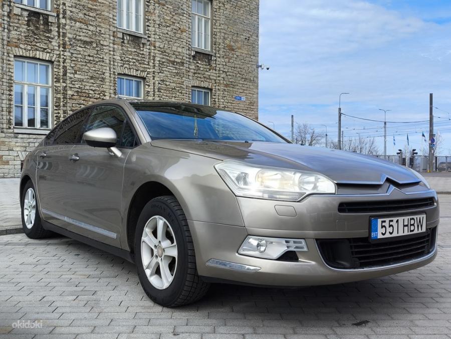 Brūns Citroen C5 2008 Tallina, ar dzinēja tilpumu 2.00 L un nobraukumu 0 tūkst. km par 2498 €, foto 25 vietnē AUTOMOTO.COM.LV