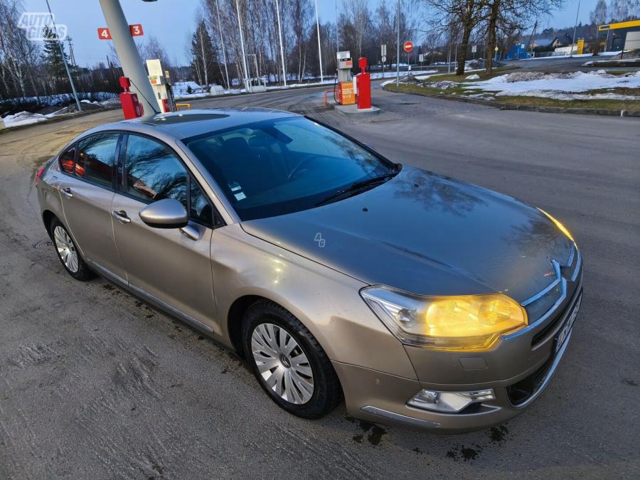 Brūns Citroen C5 2009 Tauragė, ar dzinēja tilpumu 2.00 L un nobraukumu 40 tūkst. km par 1750 €, foto 1 vietnē AUTOMOTO.COM.LV