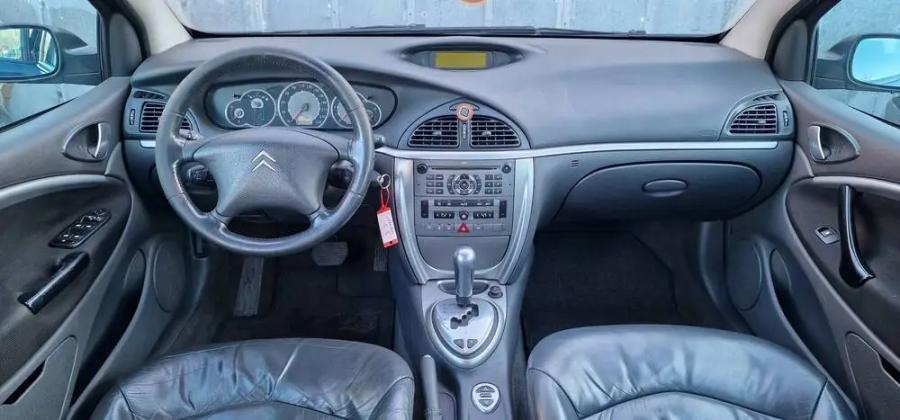 Brown Citroen C5 2007 in Valmiera, with an engine capacity of 2.00 L and mileage of 330 thousand km for 1650 €, photo 8 on AUTOMOTO.COM.LV