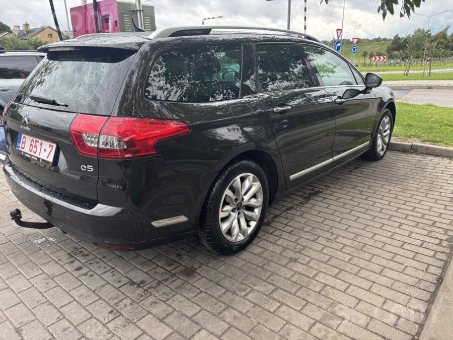 Brown Citroen C5 2013 in Rezekne, with an engine capacity of 1.60 L and mileage of 220 thousand km for 3500 €, photo 7 on AUTOMOTO.COM.LV