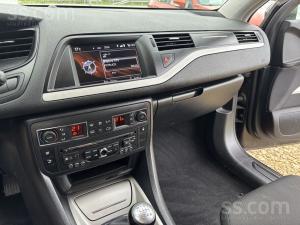 Brown Citroen C5 2013 in Rezekne, with an engine capacity of 1.60 L and mileage of 220 thousand km for 3500 €, photo 12 on AUTOMOTO.COM.LV