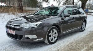 Brown Citroen C5 2016 in Riga, with an engine capacity of 2.00 L and mileage of 250 thousand km for 5990 €, photo 2 on AUTOMOTO.COM.LV