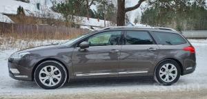 Brown Citroen C5 2016 in Riga, with an engine capacity of 2.00 L and mileage of 250 thousand km for 5990 €, photo 3 on AUTOMOTO.COM.LV