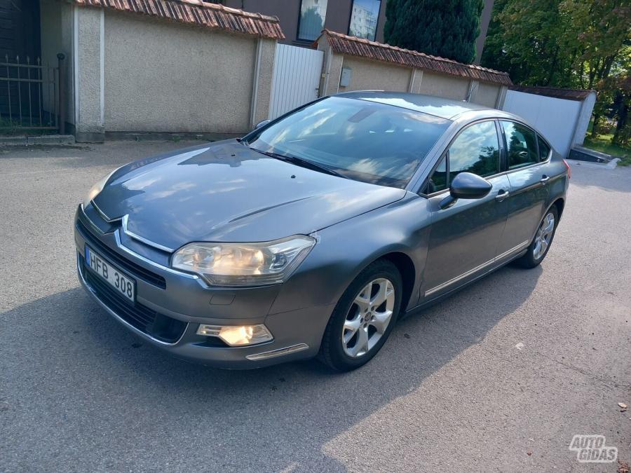Citroen C5 2011 in Kaunas, with an engine capacity of 1.60 L and mileage of 259 thousand km for 2999 €, photo 3 on AUTOMOTO.COM.LV