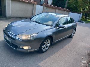 Citroen C5 2011 in Kaunas, with an engine capacity of 1.60 L and mileage of 259 thousand km for 2999 €, photo 6 on AUTOMOTO.COM.LV