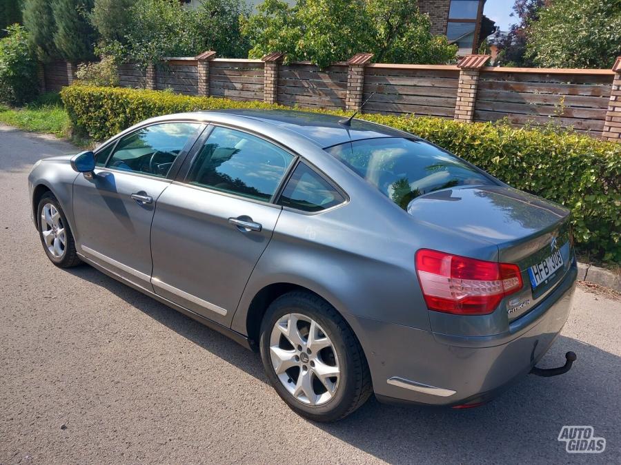 Citroen C5 2011 in Kaunas, with an engine capacity of 1.60 L and mileage of 259 thousand km for 2999 €, photo 9 on AUTOMOTO.COM.LV