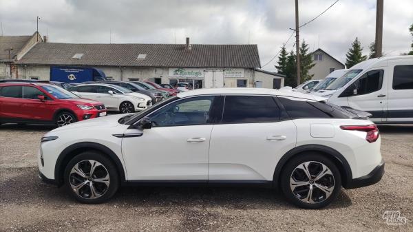 Citroen C5 2022 in Klaipeda, with an engine capacity of 1.60 L and mileage of 145 thousand km for 20558 €, photo 2 on AUTOMOTO.COM.LV