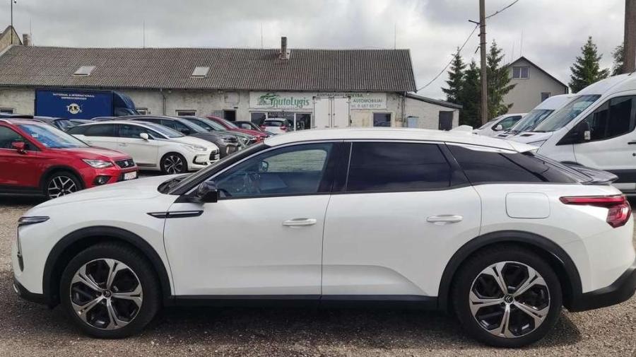 Citroen C5 2022 Klaipėda, ar dzinēja tilpumu 1.60 L un nobraukumu 145 tūkst. km par 19711 €, foto 3 vietnē AUTOMOTO.COM.LV