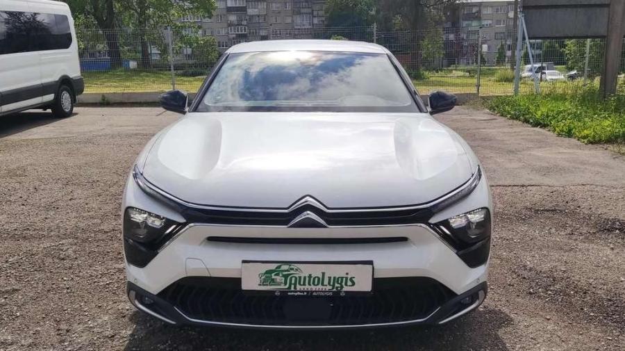 Citroen C5 2022 Klaipėda, ar dzinēja tilpumu 1.60 L un nobraukumu 145 tūkst. km par 19711 €, foto 4 vietnē AUTOMOTO.COM.LV