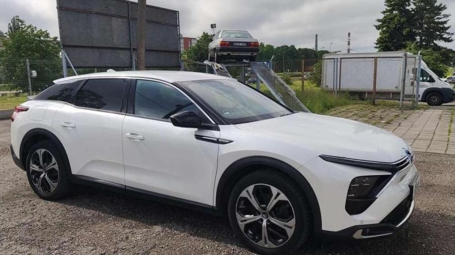 Citroen C5 2022 Klaipėda, ar dzinēja tilpumu 1.60 L un nobraukumu 145 tūkst. km par 19711 €, foto 1 vietnē AUTOMOTO.COM.LV