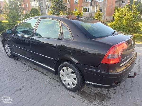 Zaļš Citroen C5 2006 Kretinga, ar dzinēja tilpumu 20.00 L un nobraukumu 256 tūkst. km par 590 €, foto 7 vietnē AUTOMOTO.COM.LV