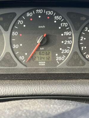 Zaļš Citroen C5 2003 Kauņa, ar dzinēja tilpumu 2.00 L un nobraukumu 273 tūkst. km par 1000 €, foto 8 vietnē AUTOMOTO.COM.LV