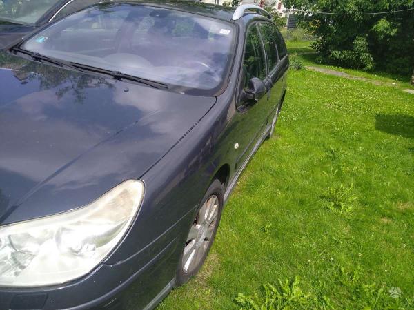 Zaļš Citroen C5 2006 Kauņa, ar dzinēja tilpumu 2.18 L un nobraukumu 440 tūkst. km par 500 €, foto 6 vietnē AUTOMOTO.COM.LV