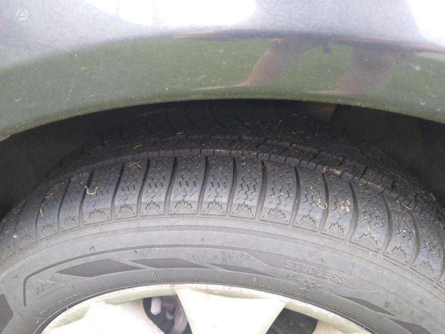 Zaļš Citroen C5 2006 Kauņa, ar dzinēja tilpumu 2.18 L un nobraukumu 440 tūkst. km par 500 €, foto 13 vietnē AUTOMOTO.COM.LV