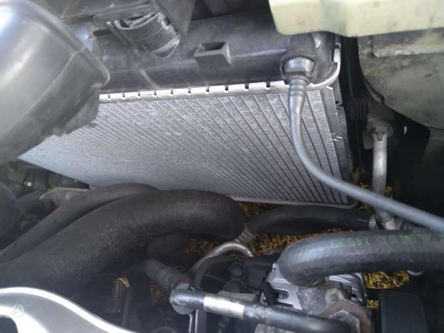 Zaļš Citroen C5 2006 Kauņa, ar dzinēja tilpumu 2.18 L un nobraukumu 440 tūkst. km par 500 €, foto 19 vietnē AUTOMOTO.COM.LV