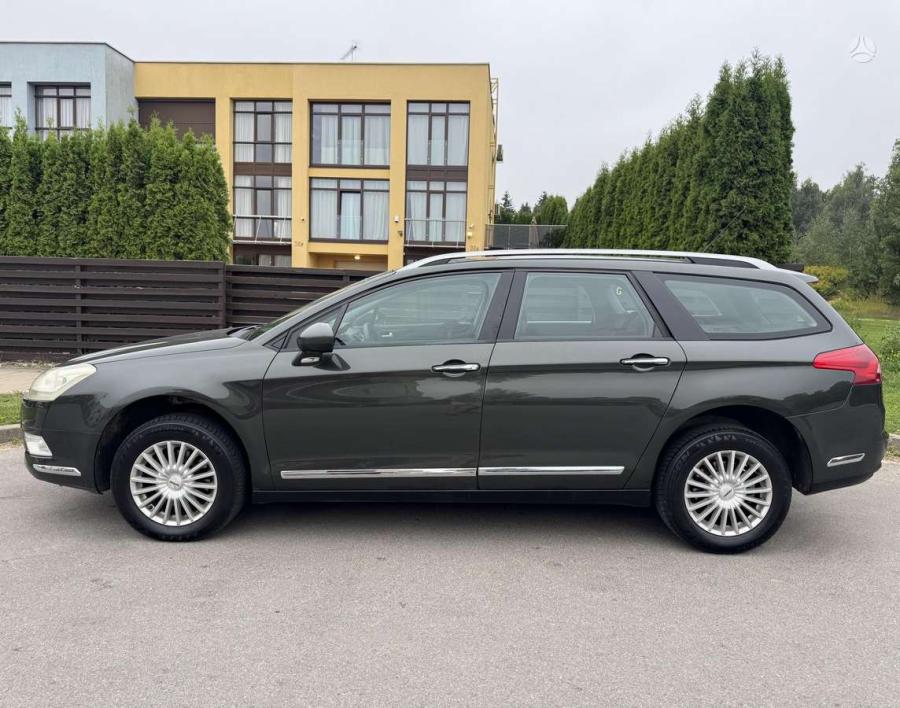 Green Citroen C5 2008 in Vilnius, with an engine capacity of 2.00 L and mileage of 351 thousand km for 2350 €, photo 10 on AUTOMOTO.COM.LV
