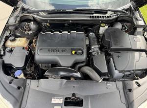 Green Citroen C5 2008 in Vilnius, with an engine capacity of 2.00 L and mileage of 351 thousand km for 2350 €, photo 27 on AUTOMOTO.COM.LV