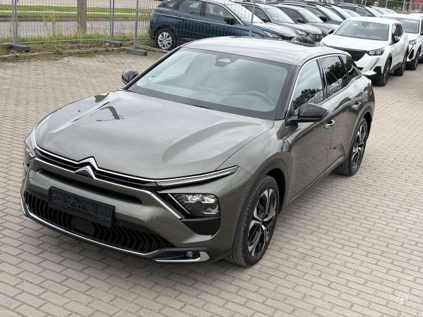 Зеленый Ситроен С5 2023 в Мариямполе, объемом двигателя 1.20 л и пробегом 181 тыс. км за 14762 €, фото 3 на AUTOMOTO.COM.LV