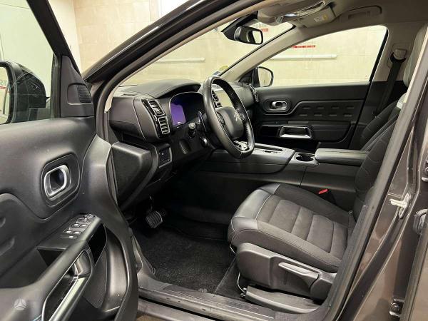 Серый Ситроен С5 2023 в Мариямполе, объемом двигателя 1.50 л и пробегом 171 тыс. км за 14762 €, фото 7 на AUTOMOTO.COM.LV