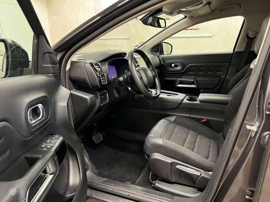 Pelēks Citroen C5 2023 Marijampole, ar dzinēja tilpumu 1.50 L un nobraukumu 171 tūkst. km par 14762 €, foto 8 vietnē AUTOMOTO.COM.LV