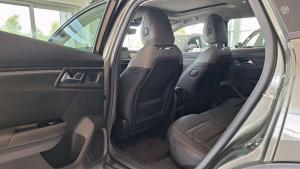 Grey Citroen C5 2023 in Kaunas, with an engine capacity of 1.60 L and mileage of 20 thousand km for 30988 €, photo 10 on AUTOMOTO.COM.LV