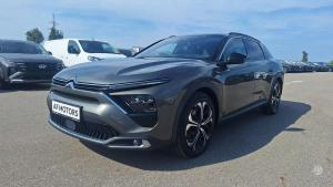 Grey Citroen C5 2023 in Kaunas, with an engine capacity of 1.60 L and mileage of 20 thousand km for 30988 €, photo 22 on AUTOMOTO.COM.LV