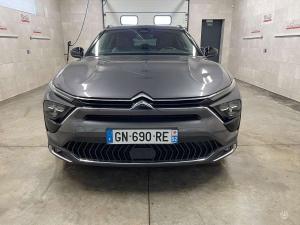 Pelēks Citroen C5 2023 Marijampole, ar dzinēja tilpumu 1.20 L un nobraukumu 58 tūkst. km par 16928 €, foto 3 vietnē AUTOMOTO.COM.LV