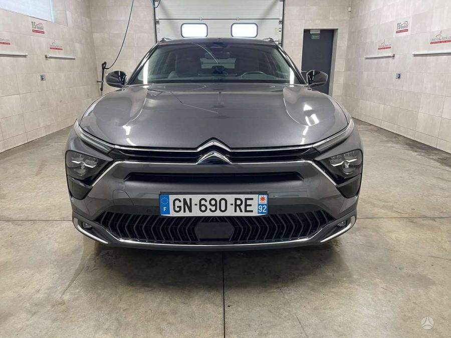 Pelēks Citroen C5 2023 Marijampole, ar dzinēja tilpumu 1.20 L un nobraukumu 58 tūkst. km par 16928 €, foto 3 vietnē AUTOMOTO.COM.LV