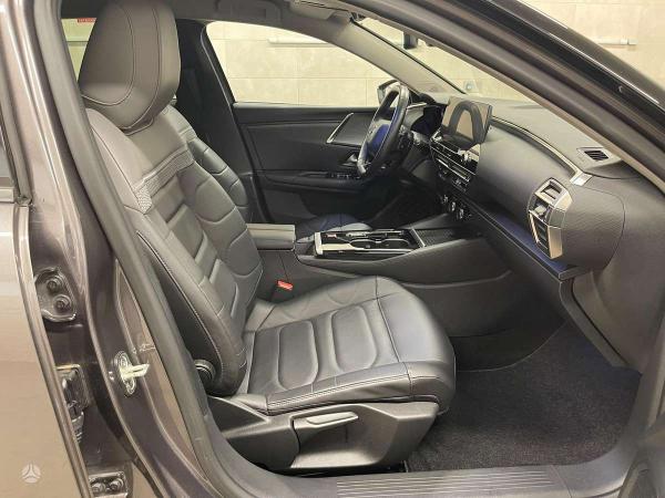 Pelēks Citroen C5 2023 Marijampole, ar dzinēja tilpumu 1.20 L un nobraukumu 58 tūkst. km par 16928 €, foto 10 vietnē AUTOMOTO.COM.LV