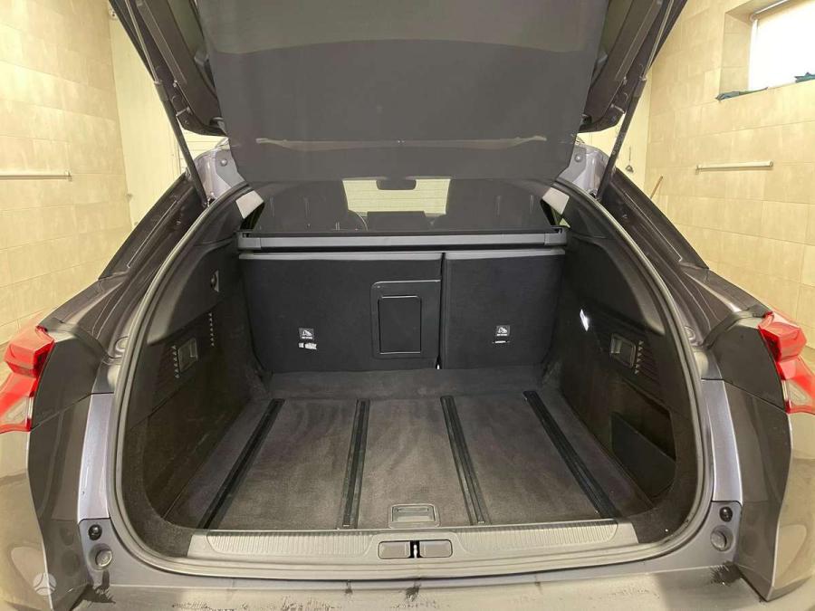 Pelēks Citroen C5 2023 Marijampole, ar dzinēja tilpumu 1.20 L un nobraukumu 58 tūkst. km par 16928 €, foto 17 vietnē AUTOMOTO.COM.LV