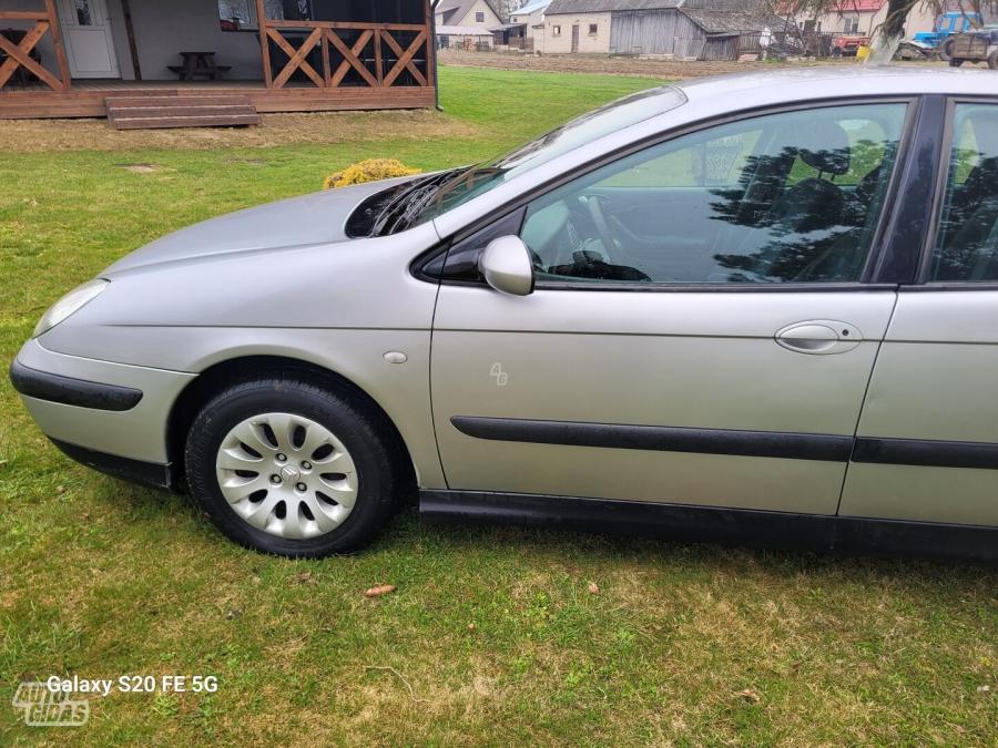 Pelēks Citroen C5 2001 Vilkaviškis, ar dzinēja tilpumu 2.00 L un nobraukumu 413 tūkst. km par 680 €, foto 5 vietnē AUTOMOTO.COM.LV