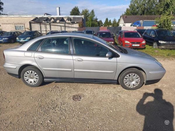 Grey Citroen C5 2004 in Panevezys, with an engine capacity of 2.00 L and mileage of 320 thousand km for 300 €, photo 6 on AUTOMOTO.COM.LV