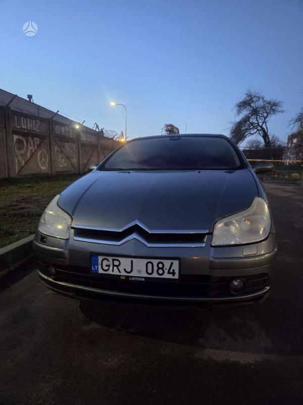 Grey Citroen C5 2005 in Klaipeda, with an engine capacity of 2.00 L and mileage of 205 thousand km for 900 €, photo 9 on AUTOMOTO.COM.LV